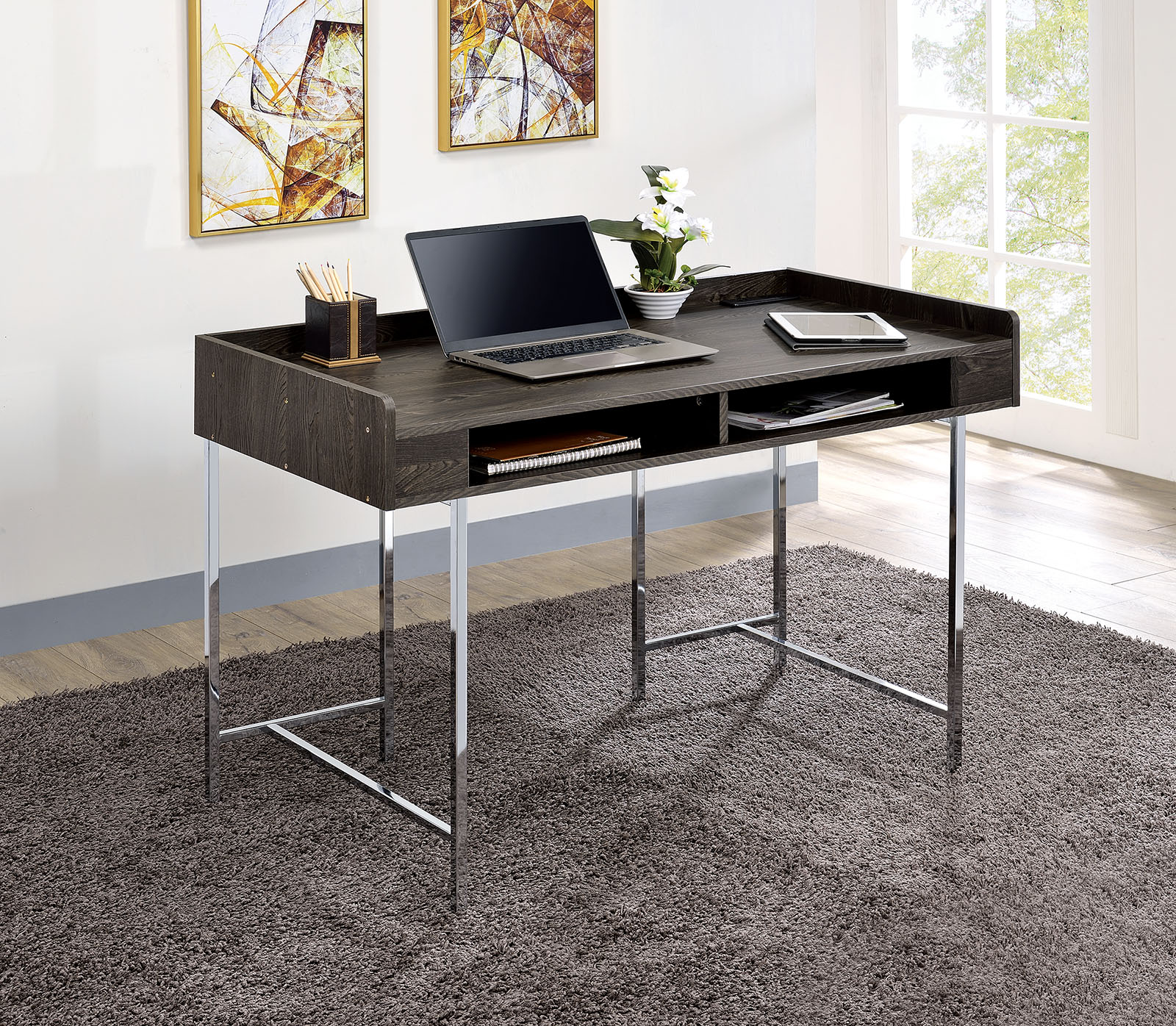 liquidationspots.com: Writing Desk