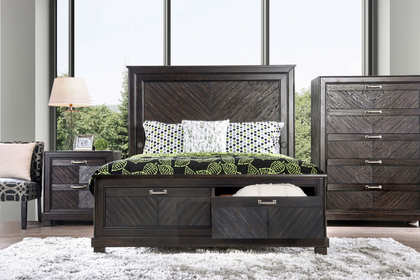 liquidationspots.com: 5 Pc. Queen Bedroom Set w/ 2NS