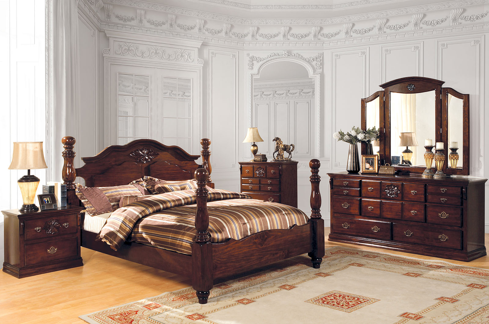 liquidationspots.com: 4 Pc. Queen Bedroom Set