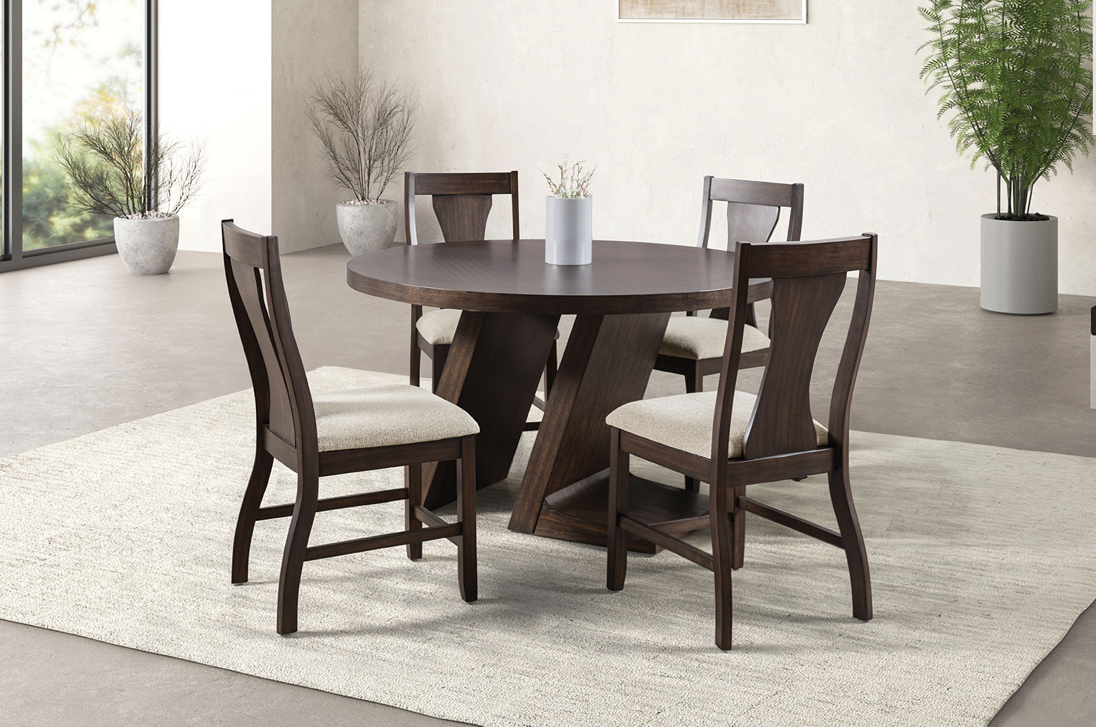 liquidationspots.com: Round Dining Table, Espresso