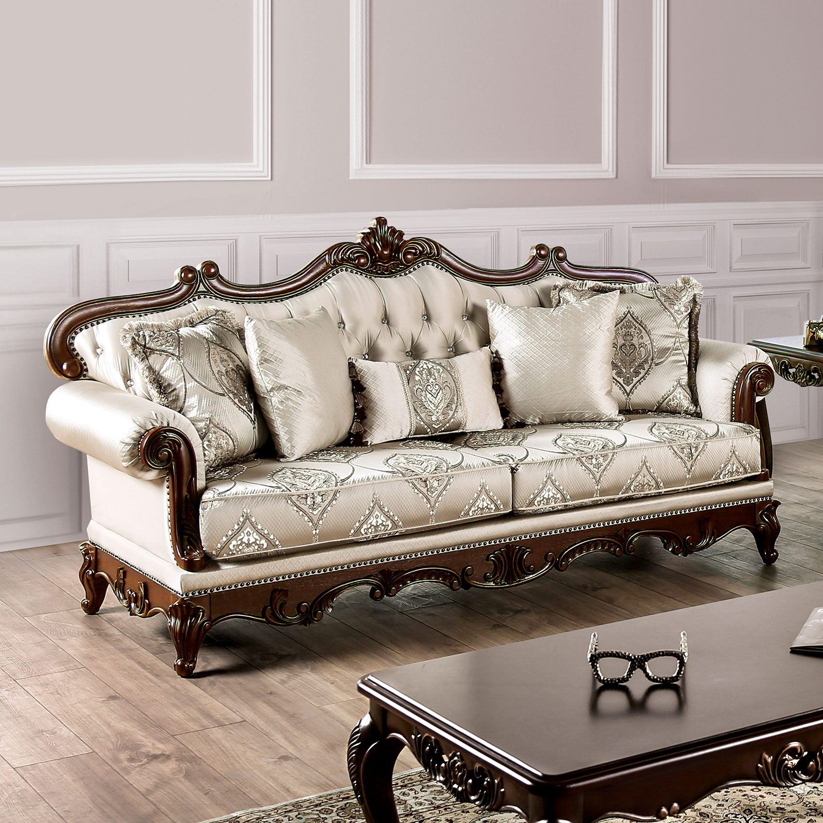 liquidationspots.com: Sofa + Loveseat